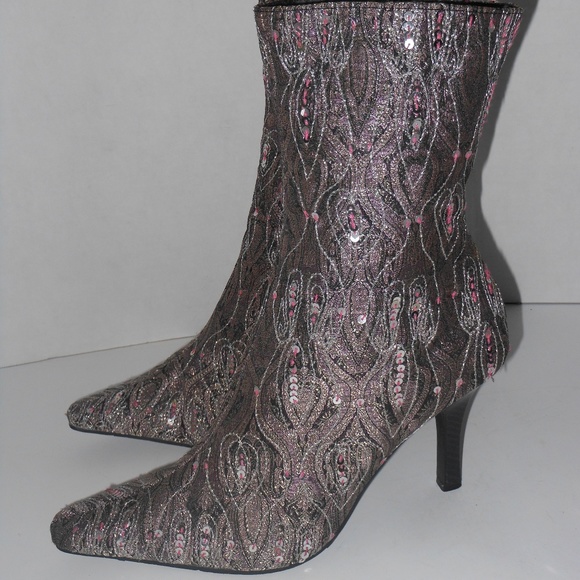 Anne Michelle | Shoes | Anne Michelle Multicolor Midcalf Boots Size M ...